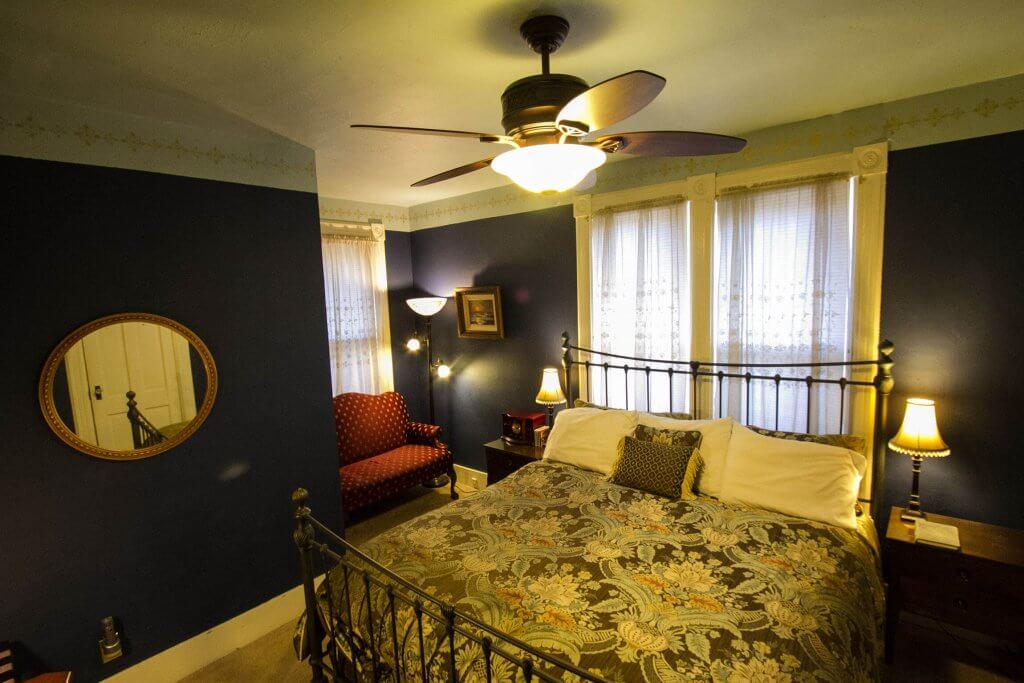 Percival Room – Swantown Inn